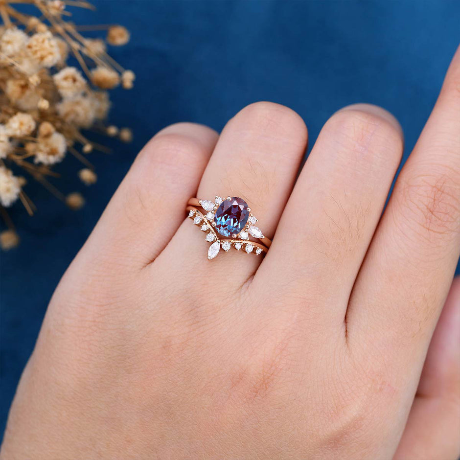 Elevate Your Look with Stunning Alexandrite Rings | Buy Online ...